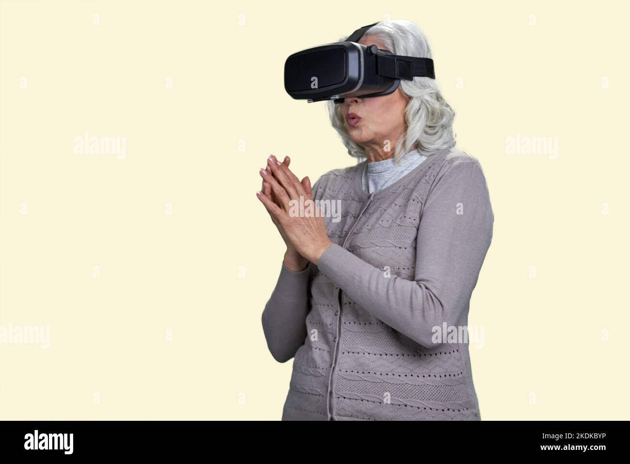 Vr mature senior woman headset hi-res stock photography and images - Alamy