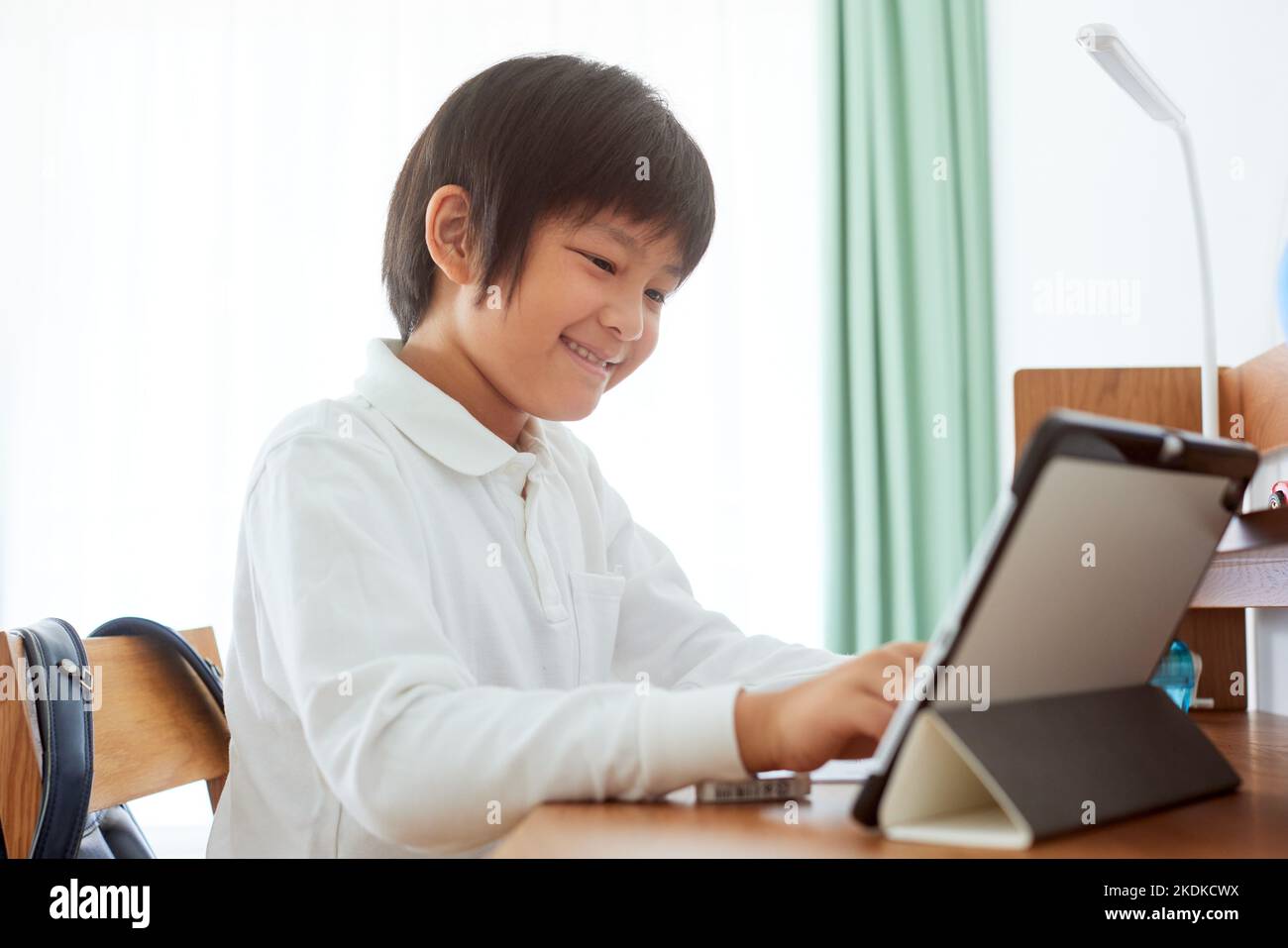 Japanese kid studying at home Stock Photo - Alamy