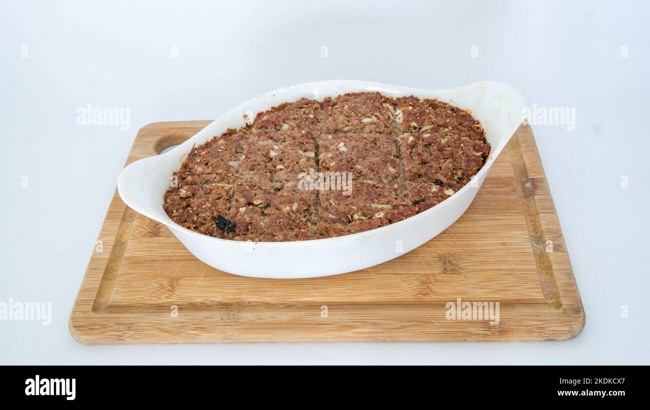 Baked kibbeh, kibbeh bil sanieh, traditional Lebanese food cuisine ...