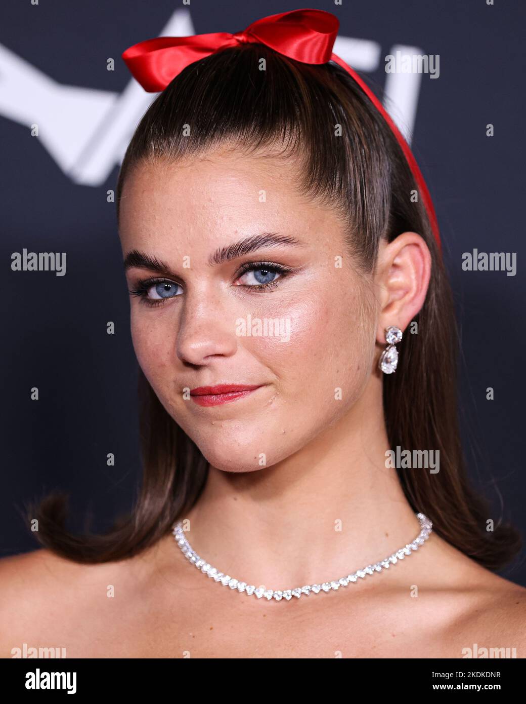 Chloe Barker's Instagram, Twitter & Facebook on IDCrawl