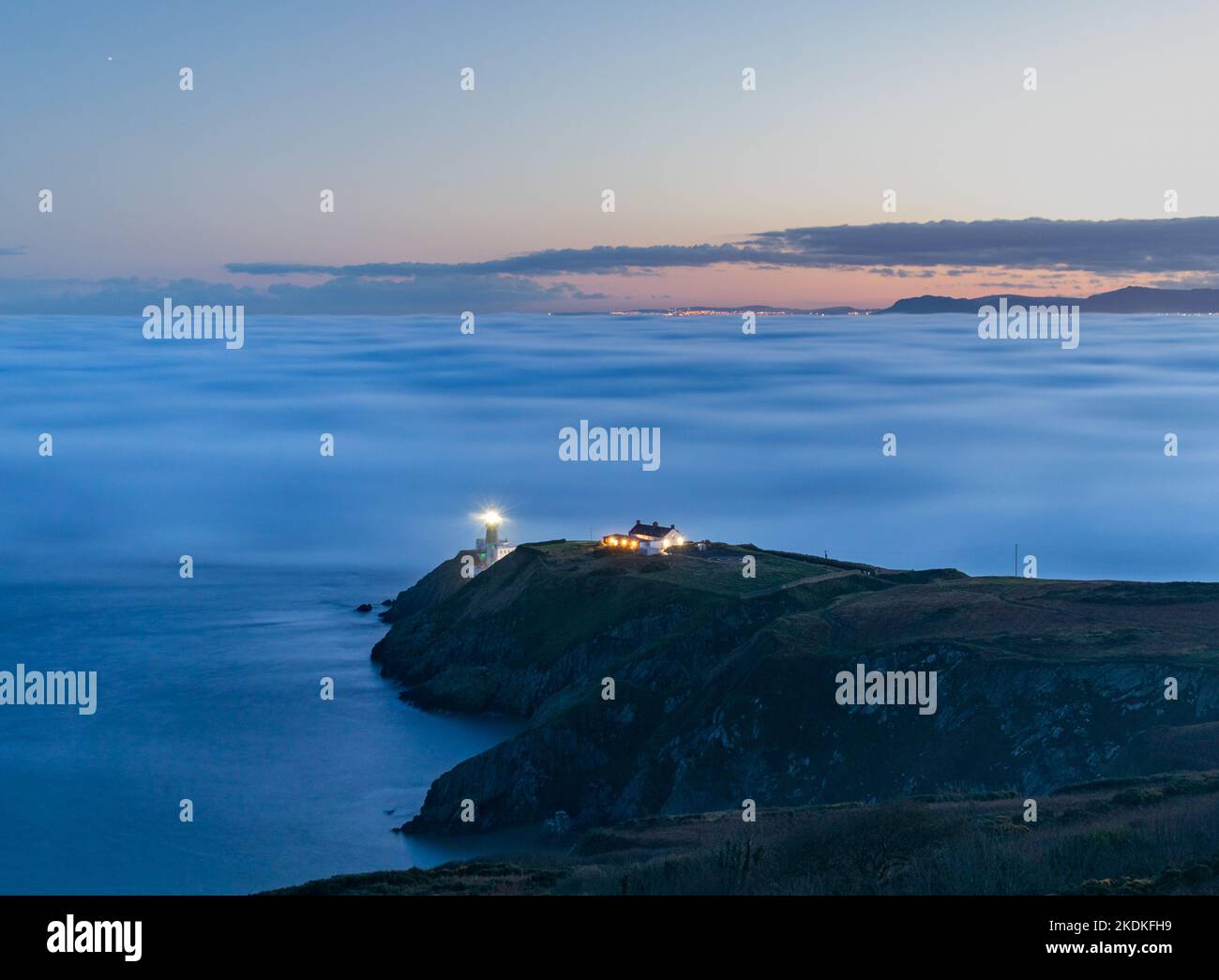 Inversion over Dublin Bay seen from Howth Summit on a cold December day ...
