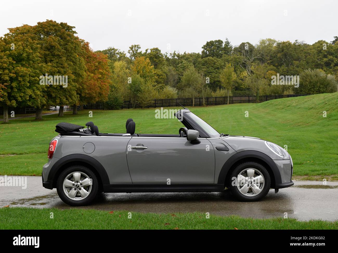 2022 Mini Cooper Convertible Stock Photo - Alamy