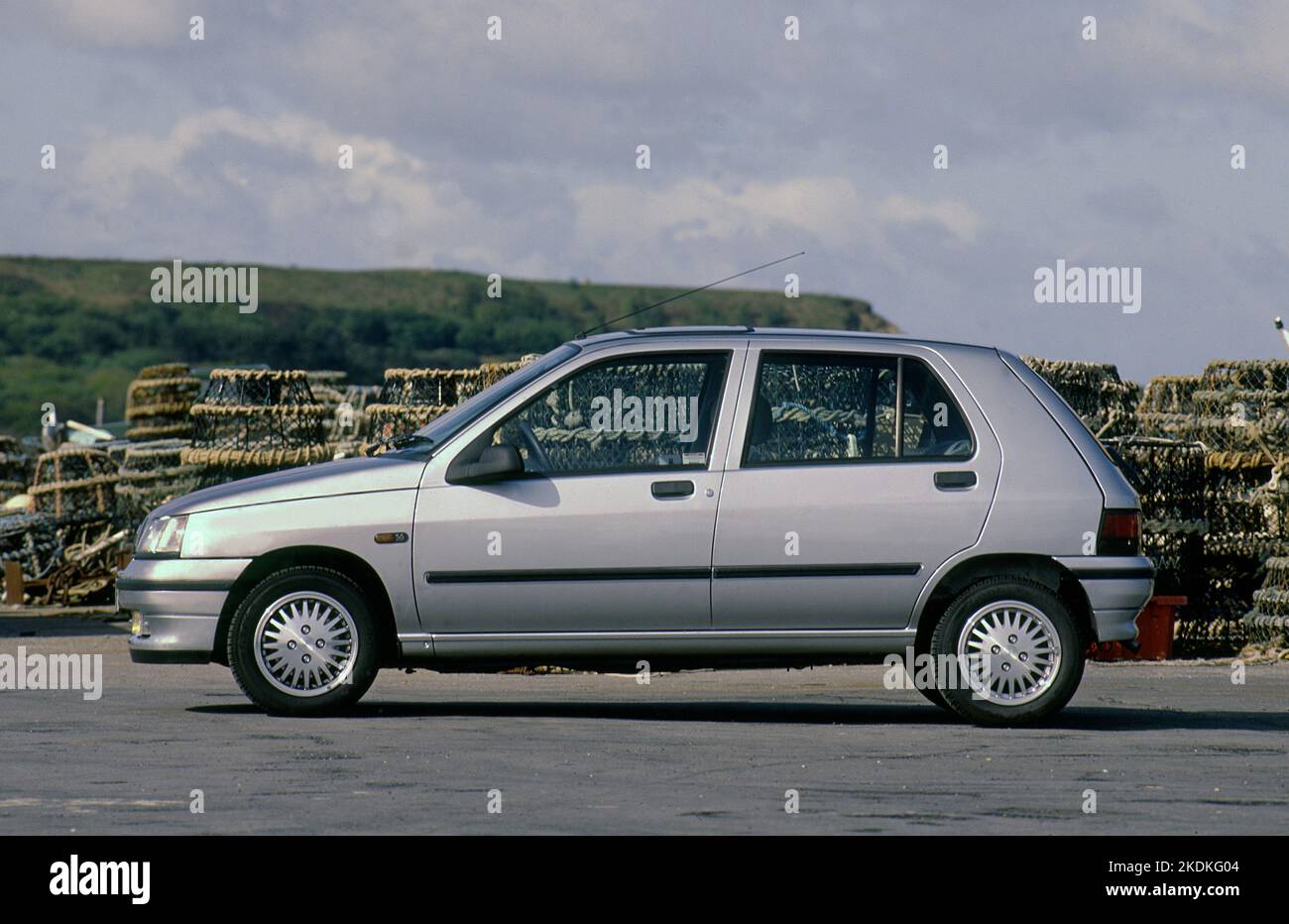 1992 Renault Clio RT 1.4 Stock Photo - Alamy