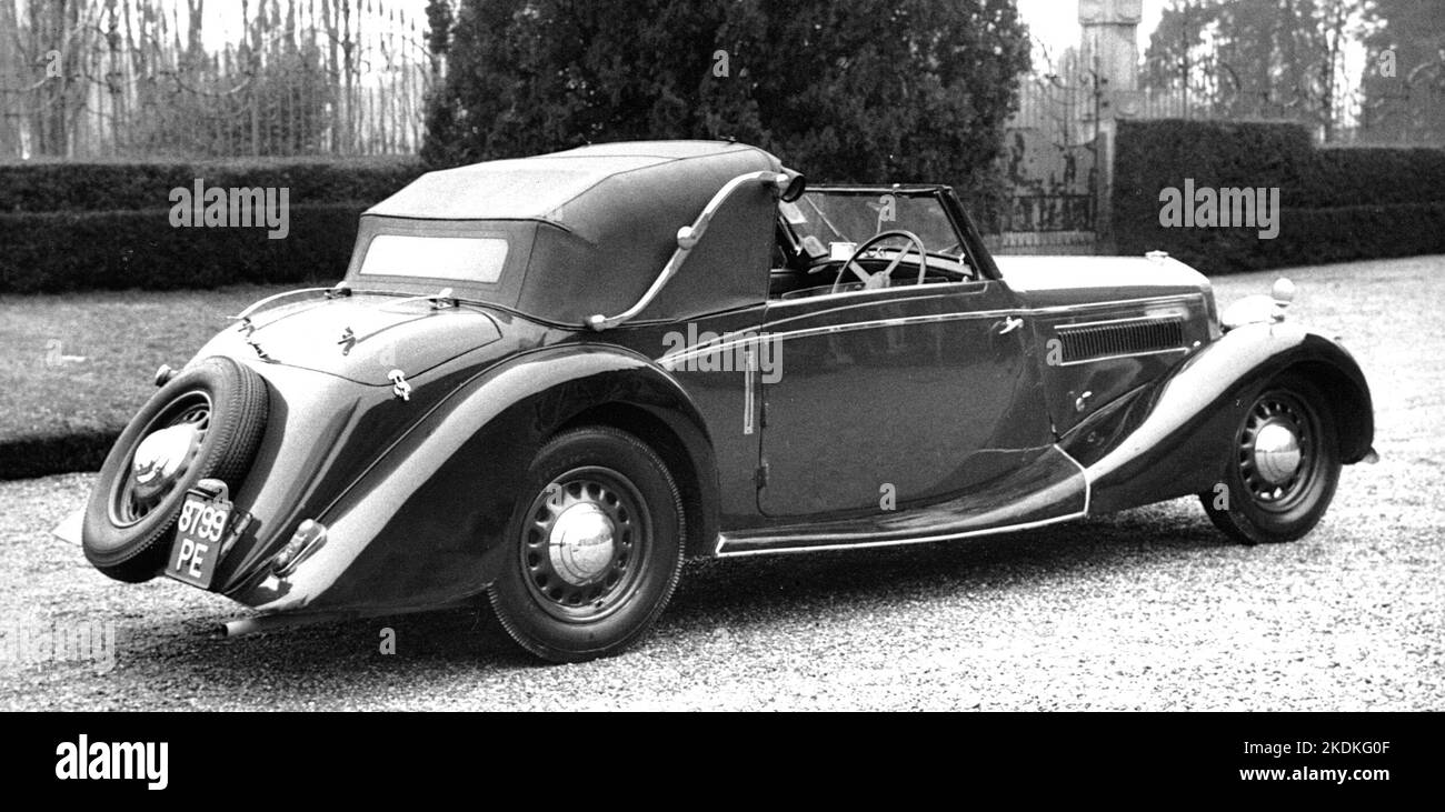 1938 Delage D6-70 Coachcraft Delta Drophead coupe Stock Photo - Alamy