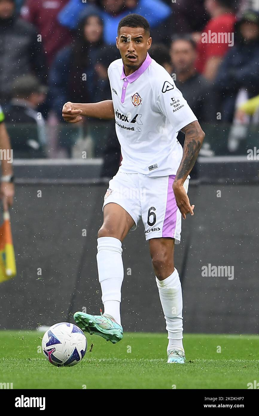 Carlo Pickel of US Cremonese in action during the Serie A match between ...