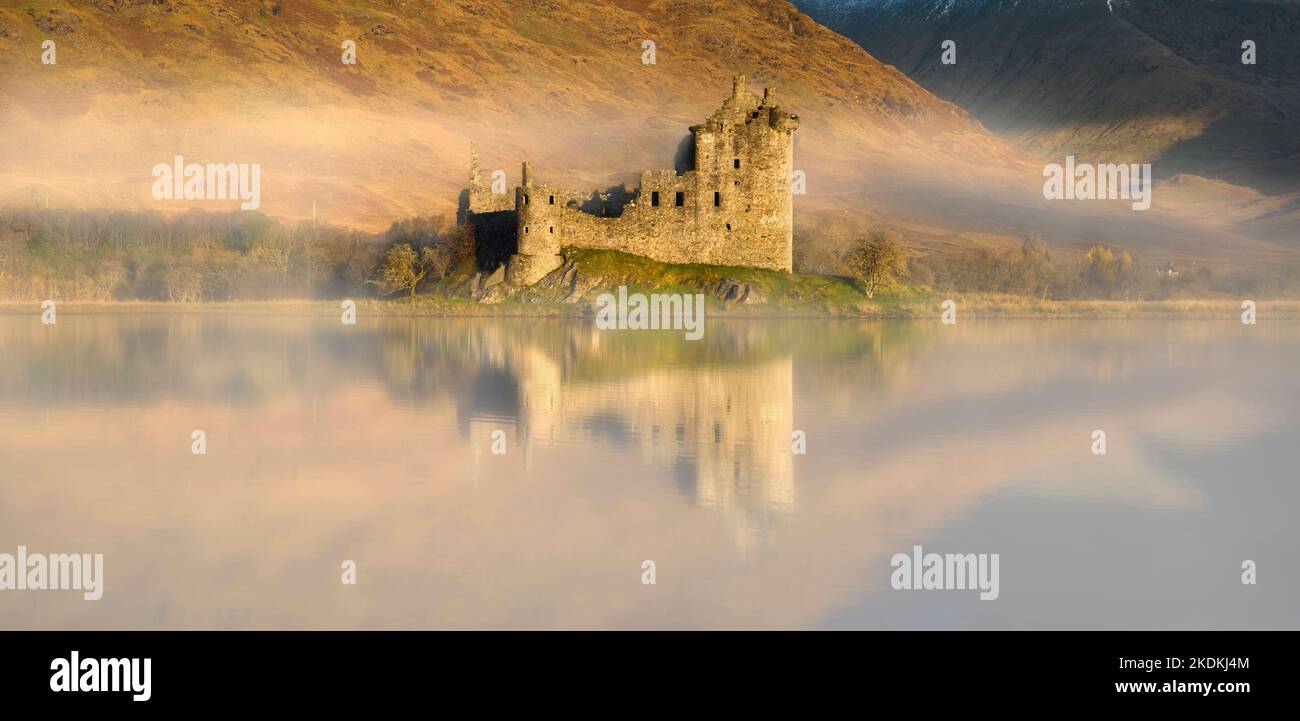 Kilchurn Castle at dawn Stock Photo - Alamy