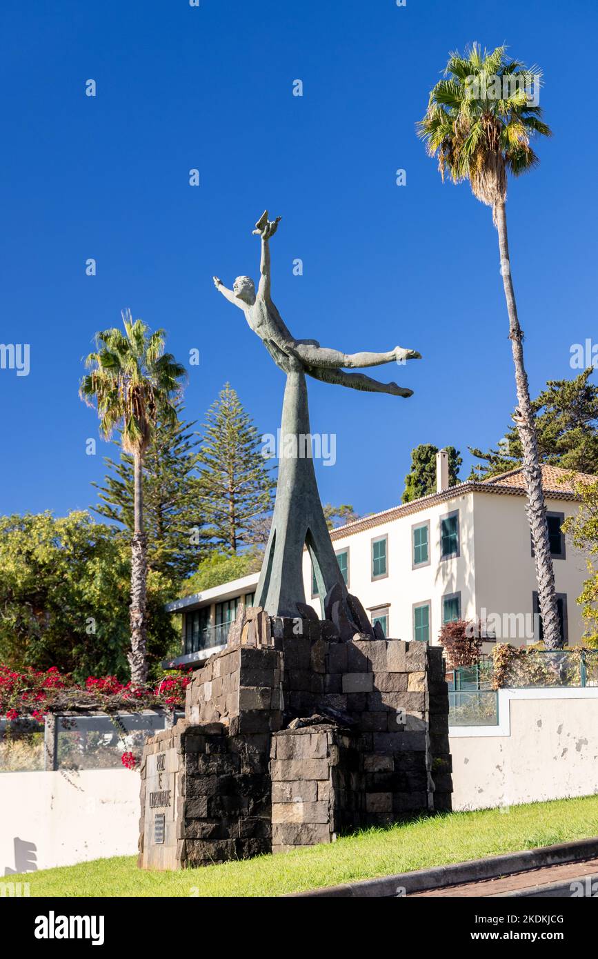 Paz E Liberdade Statue, Funchal, Madeira, Portugal Stock Photo - Alamy