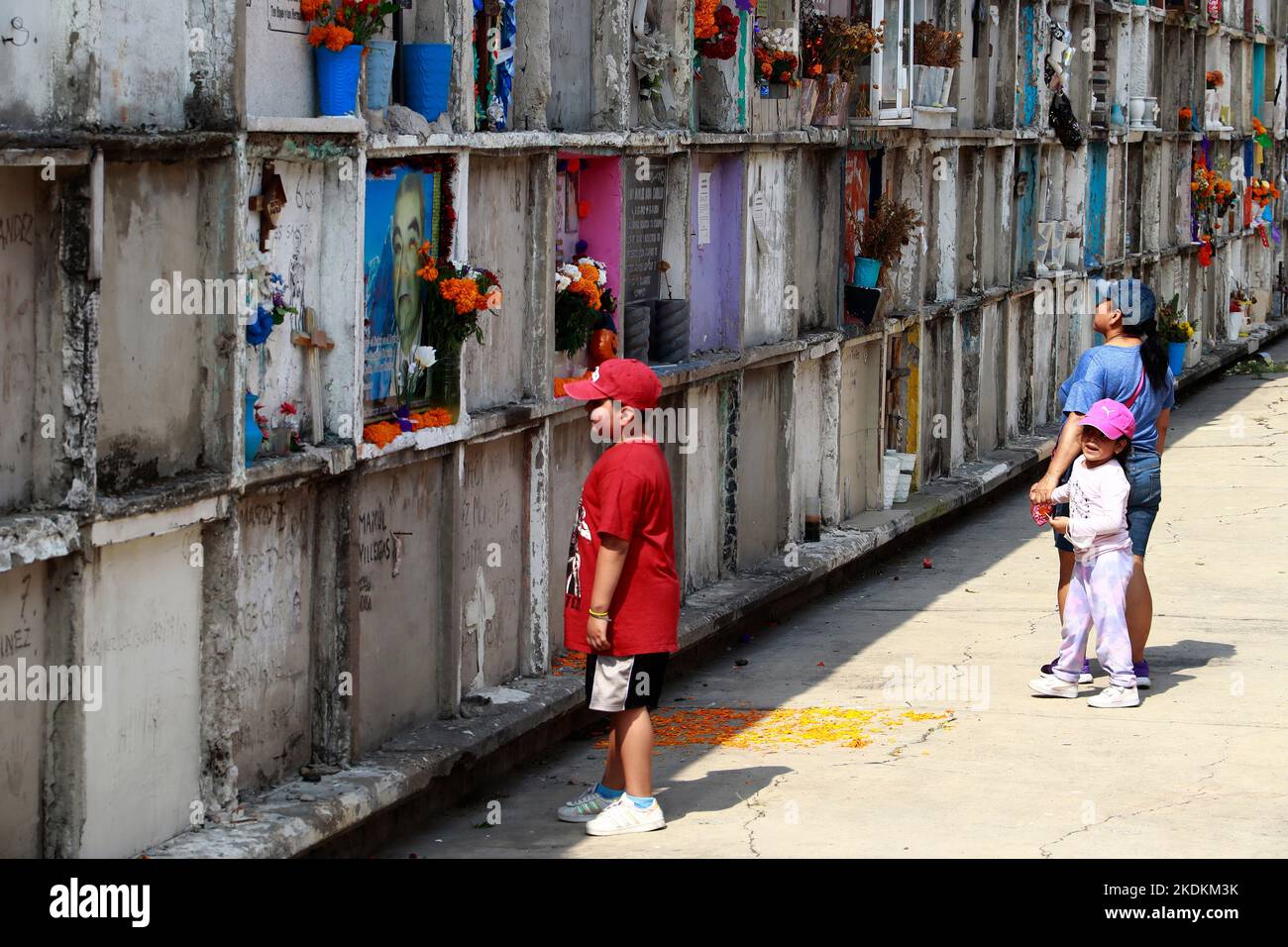 Nezahualcoyotl, Mexico. 01st Nov, 2022. November 1, 2022 ...