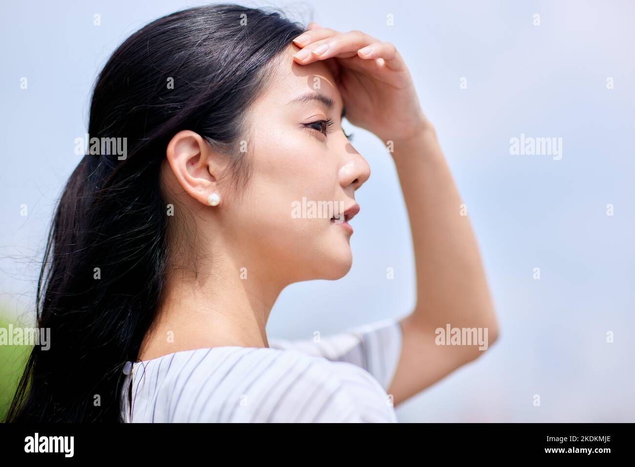 Young Japanese woman portrait Stock Photo - Alamy