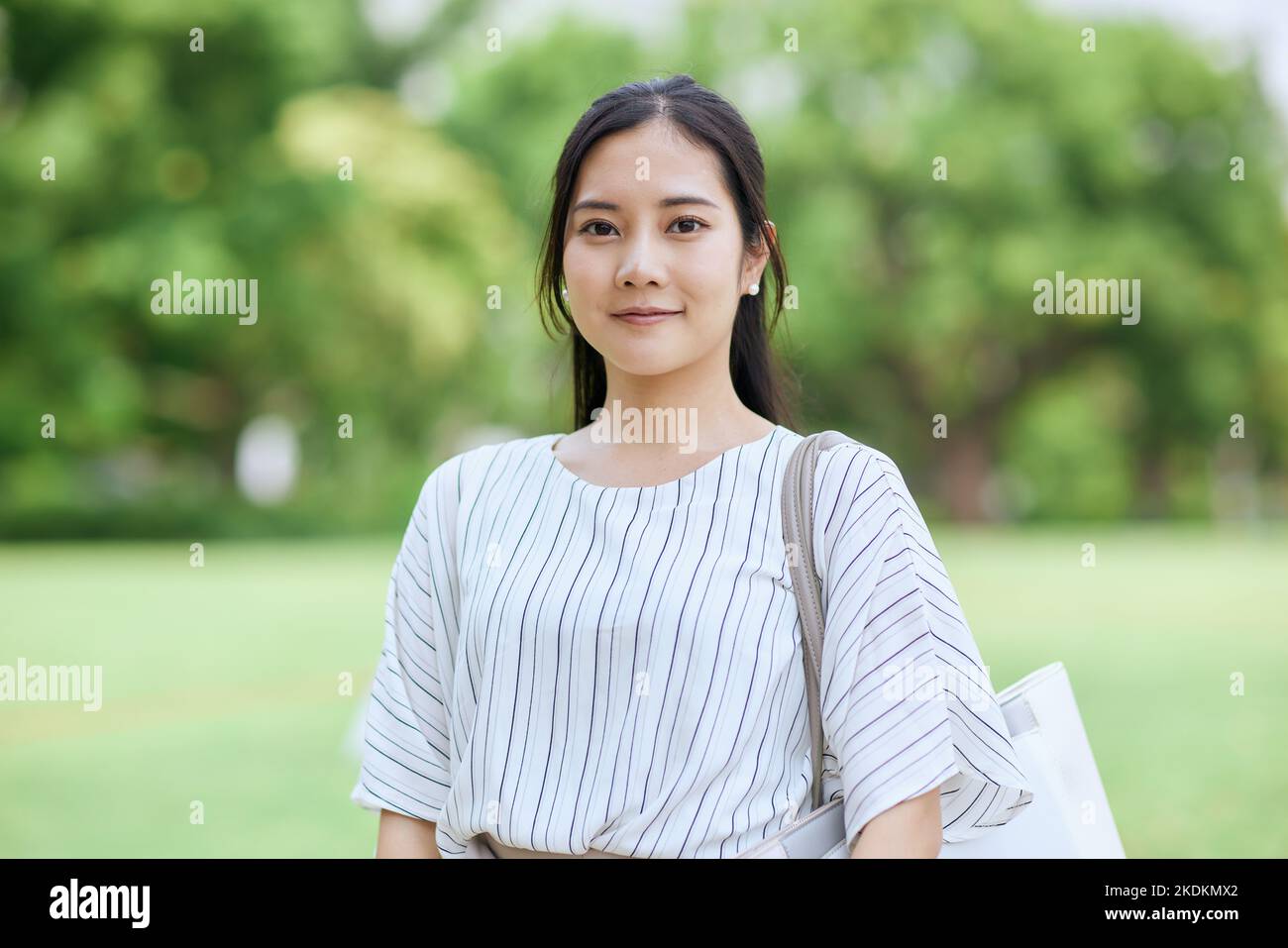 Young Japanese woman portrait Stock Photo - Alamy