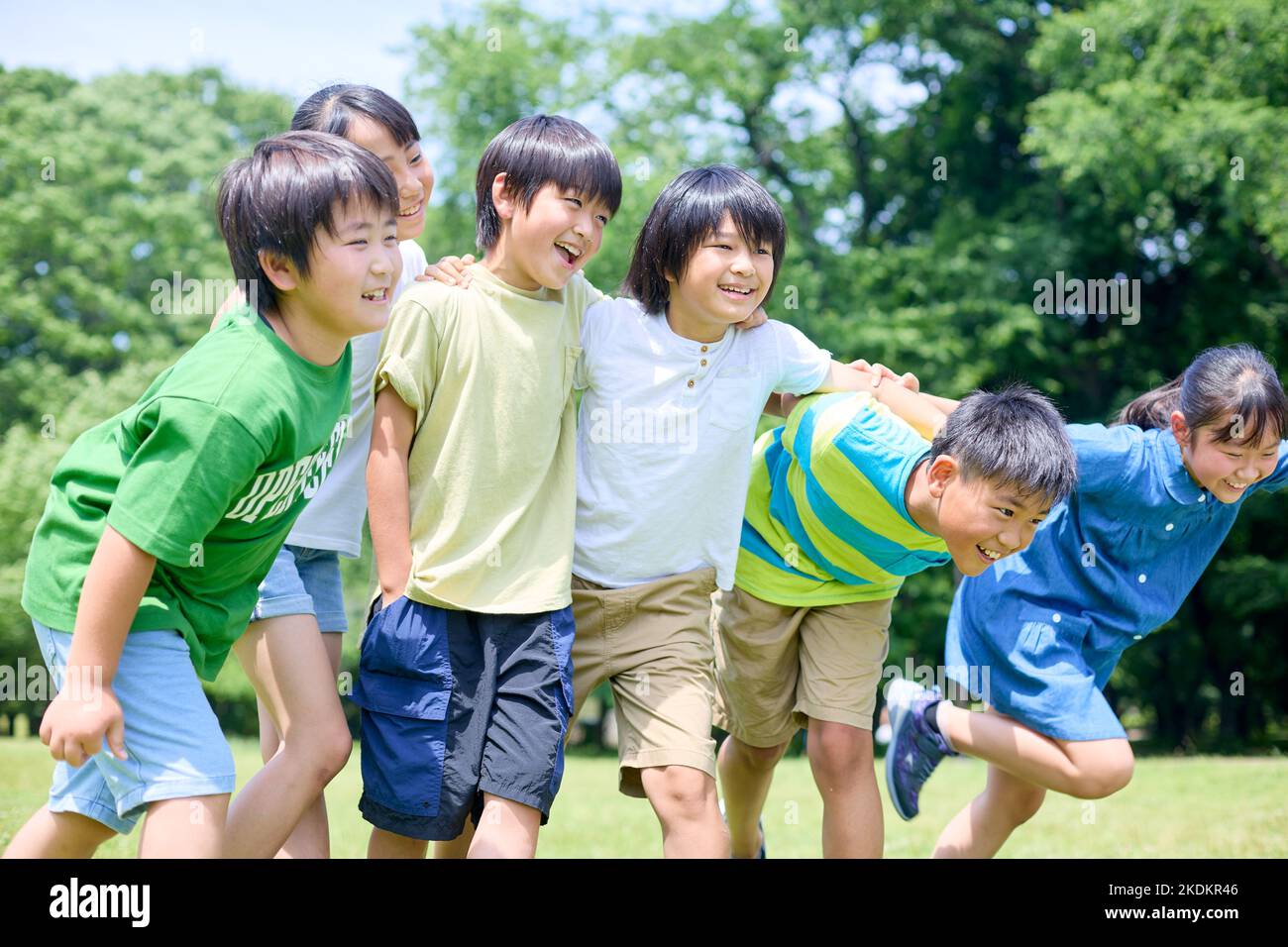 Japanese kids at city park Stock Photo - Alamy
