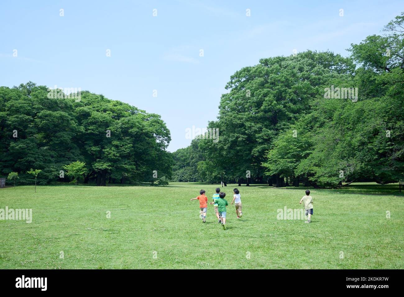 Japanese kids at city park Stock Photo - Alamy