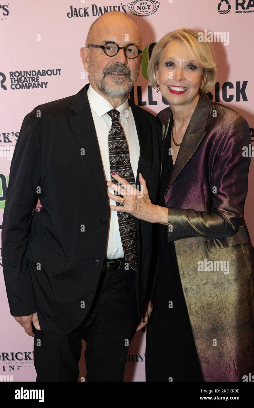 New York, NY, USA. 6th Nov, 2022. Robert Charles, Julie Halston at ...