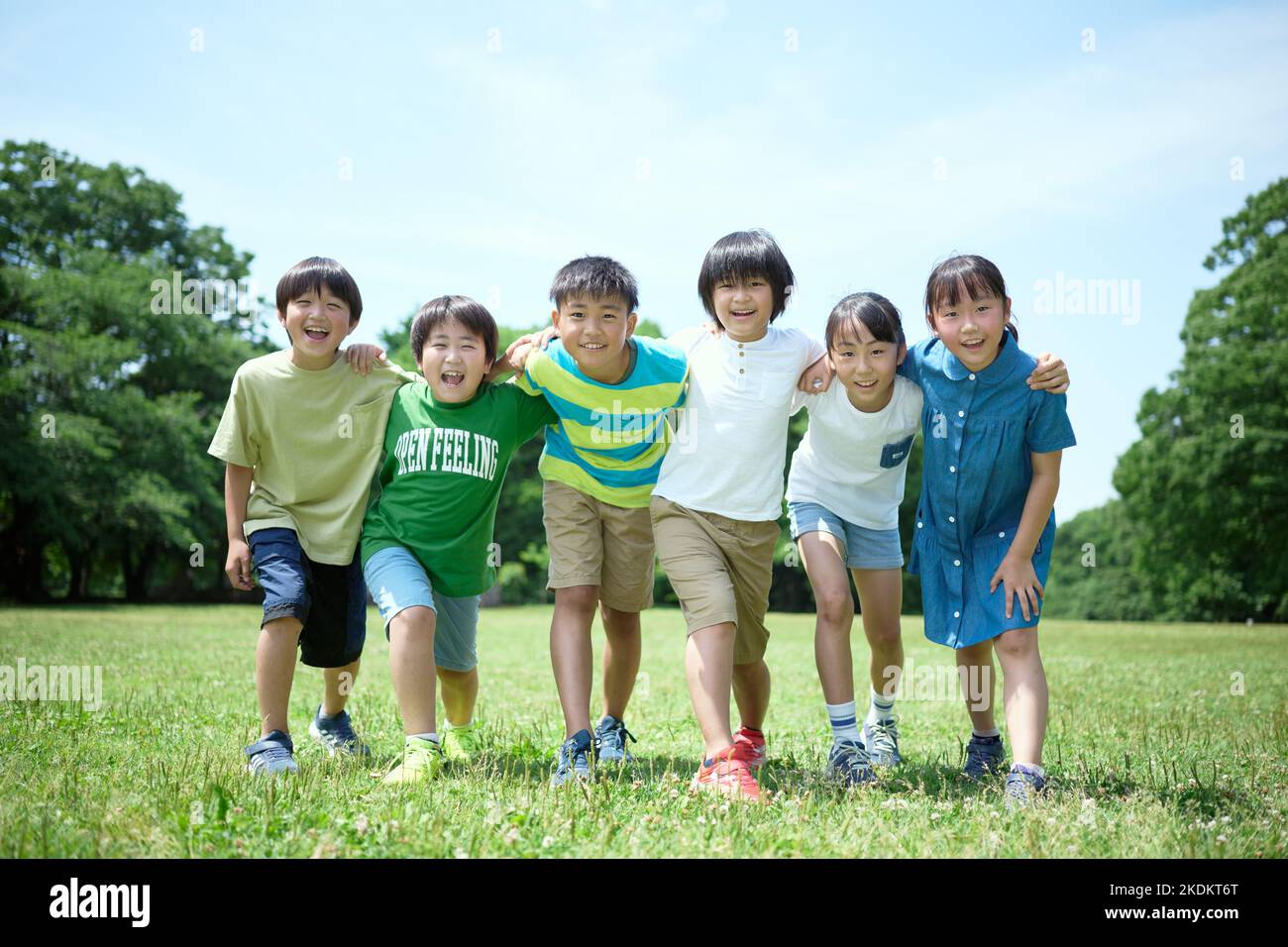 Japanese kids at city park Stock Photo - Alamy