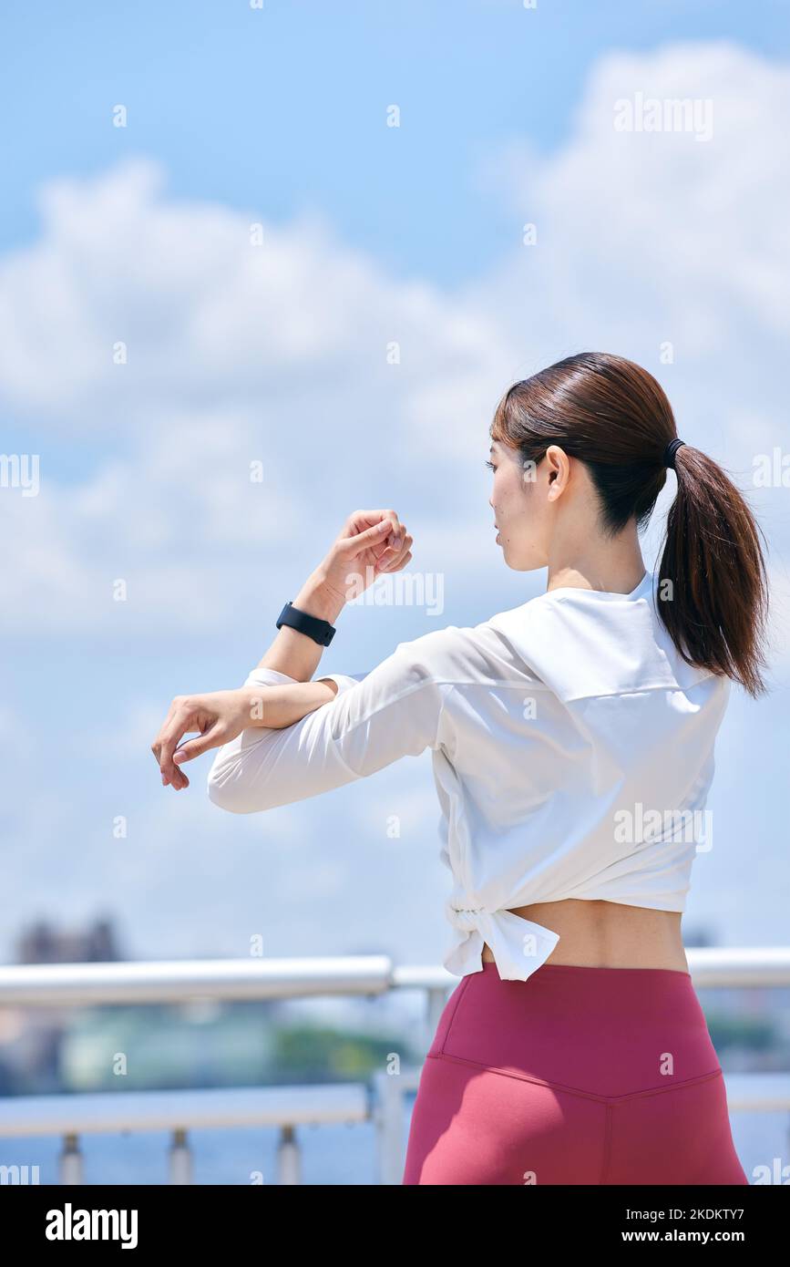 Young Japanese training downtown Stock Photo - Alamy