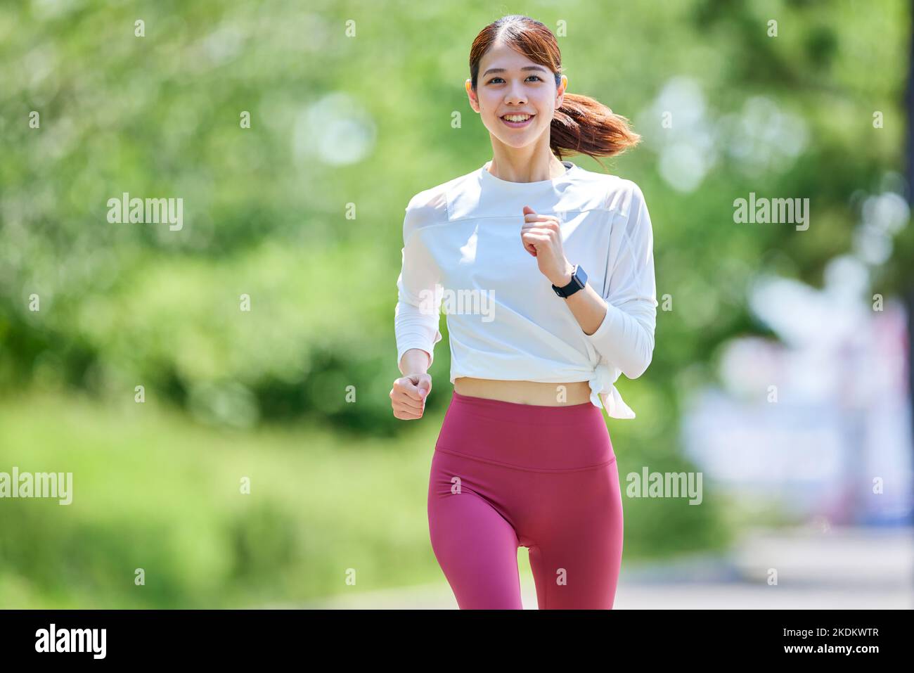 Young Japanese training downtown Stock Photo - Alamy