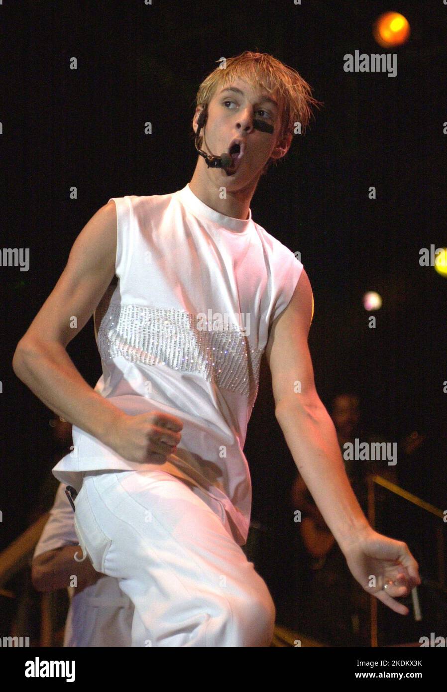 ARCHIVE: September 5, 2002; Cleveland, OH, USA; Singer AARON CARTER ...