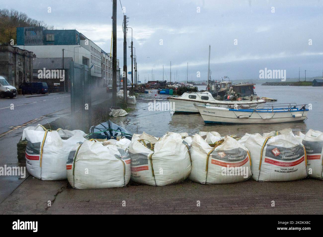 Monday 7 Nov 2022 Bantry West Cork Ireland; Flood preperations are ...
