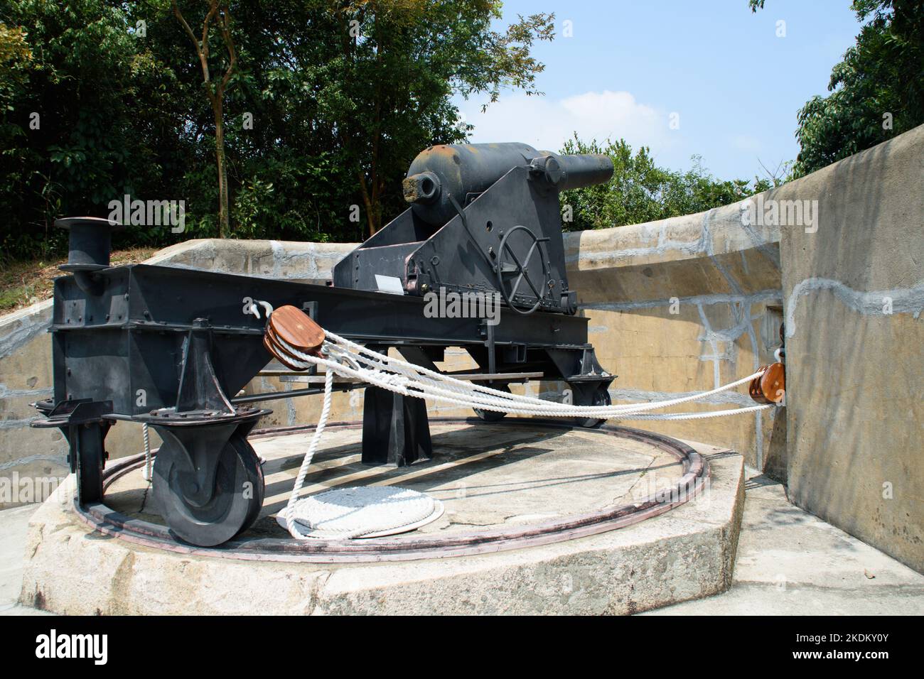 Shau Kei Wan, Hong Kong - March 28th 2018: A 64 pounder RML gun at Lei ...