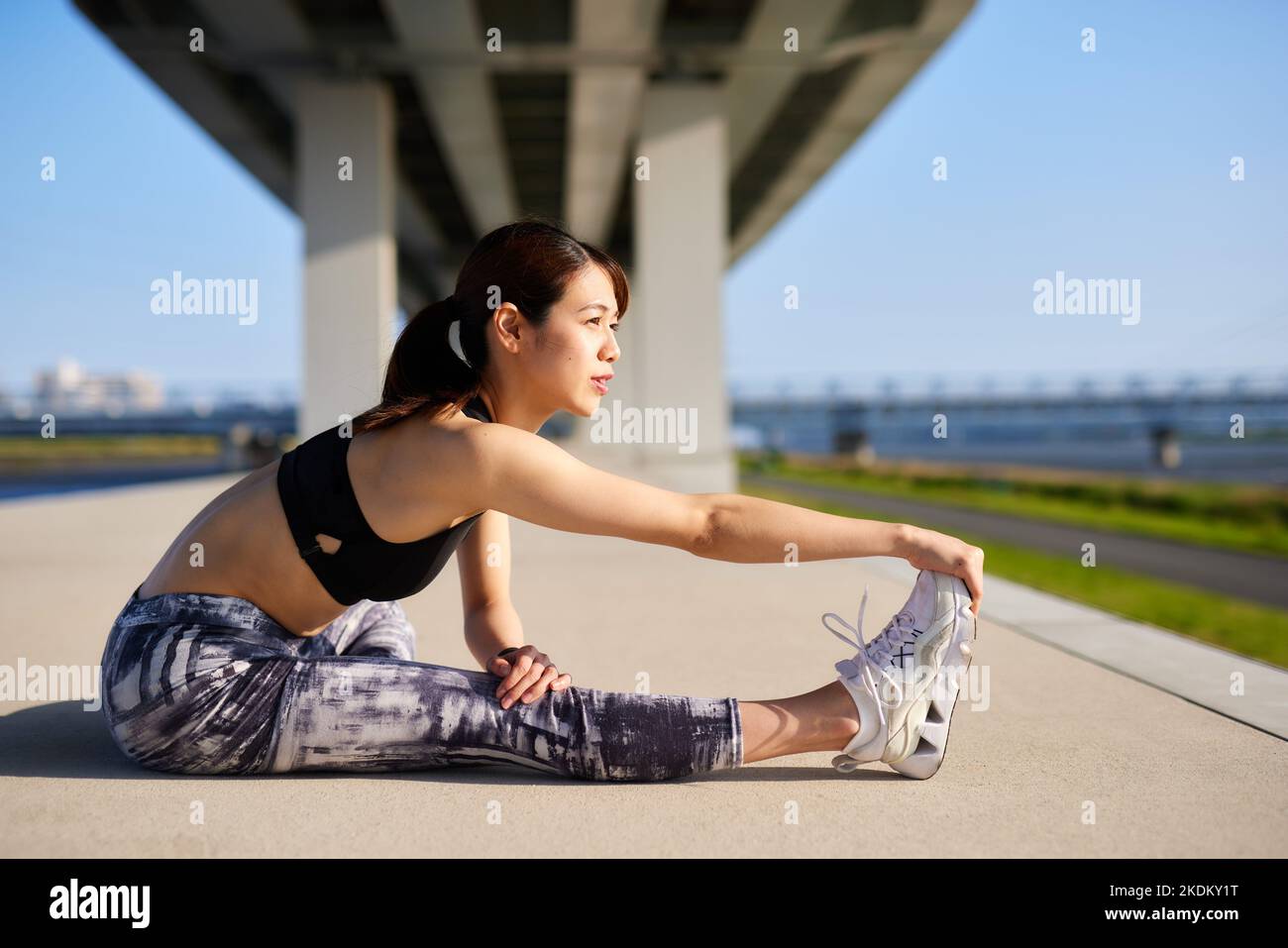 Young Japanese training downtown Stock Photo - Alamy