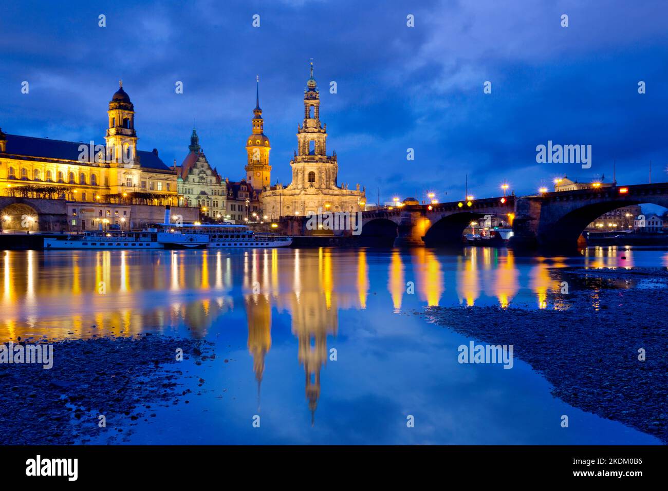 Panoramic view of ancient city of Dresden during twilight, Germany ...