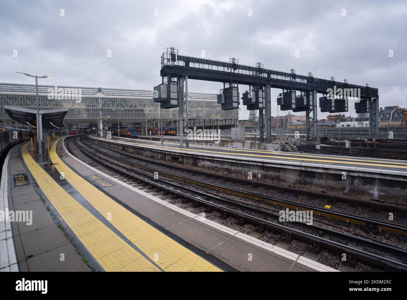 7 November 2022: London Waterloo Station with South West trains, London ...