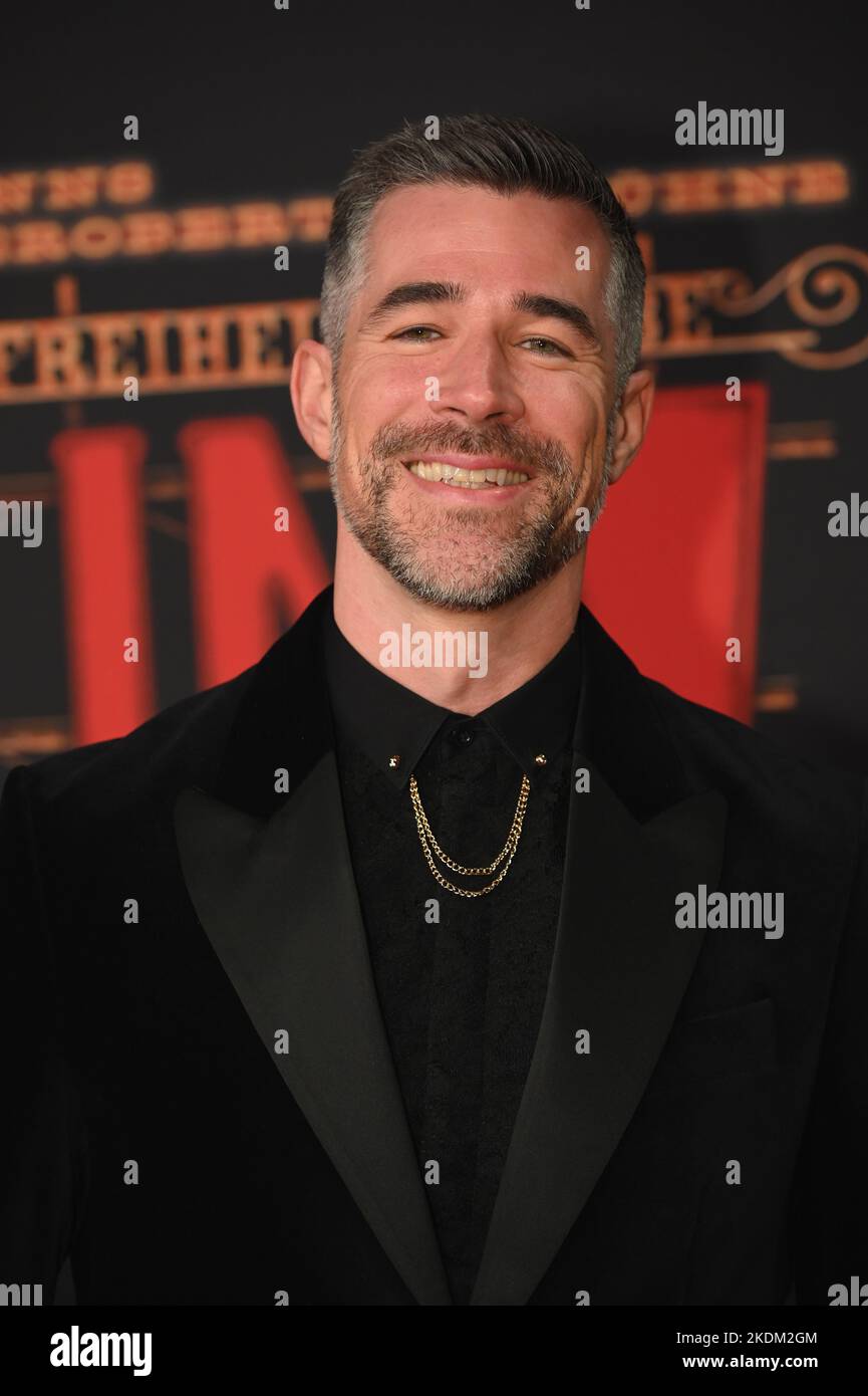 Cologne, Germany. 06th Nov, 2022. Actor Jo Weil comes across the red ...