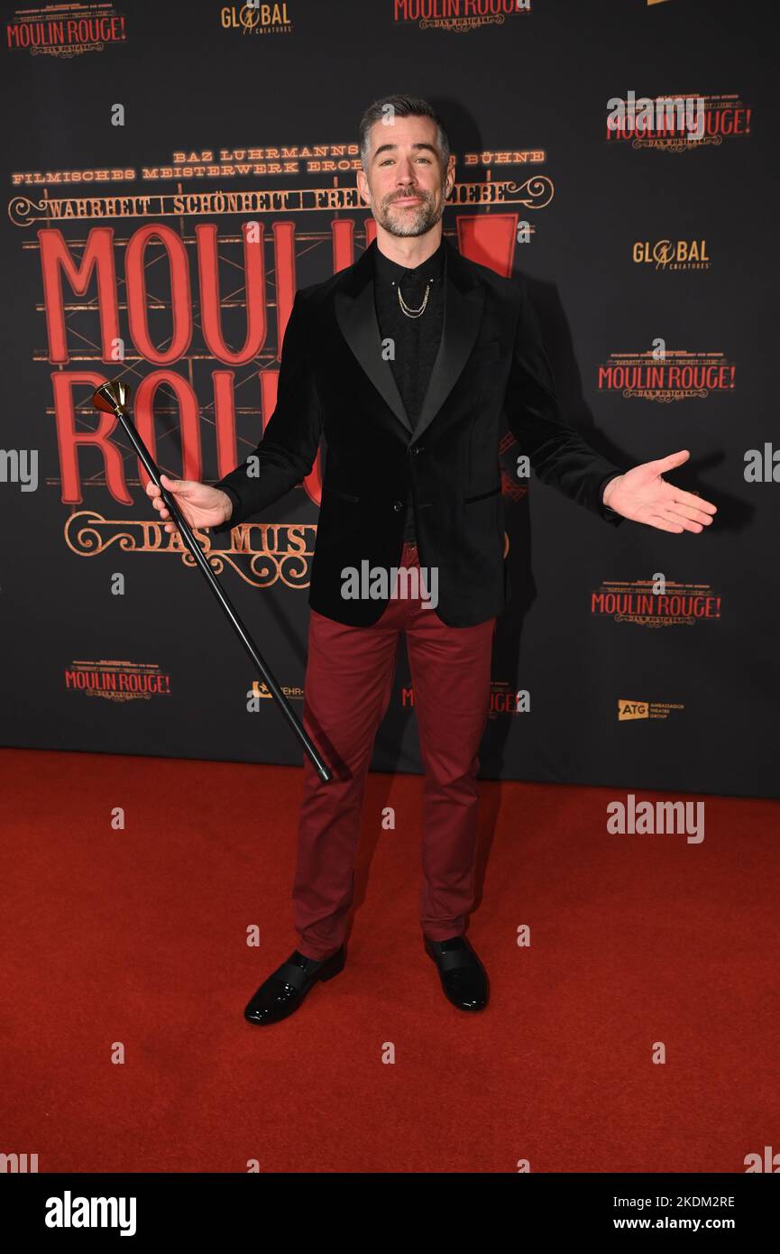 Cologne, Germany. 06th Nov, 2022. Actor Jo Weil comes across the red ...