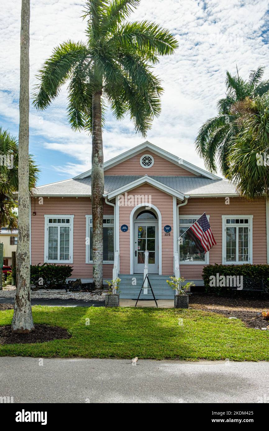 Museum of the Everglades (Everglades Laundry), Broadway Avenue West ...