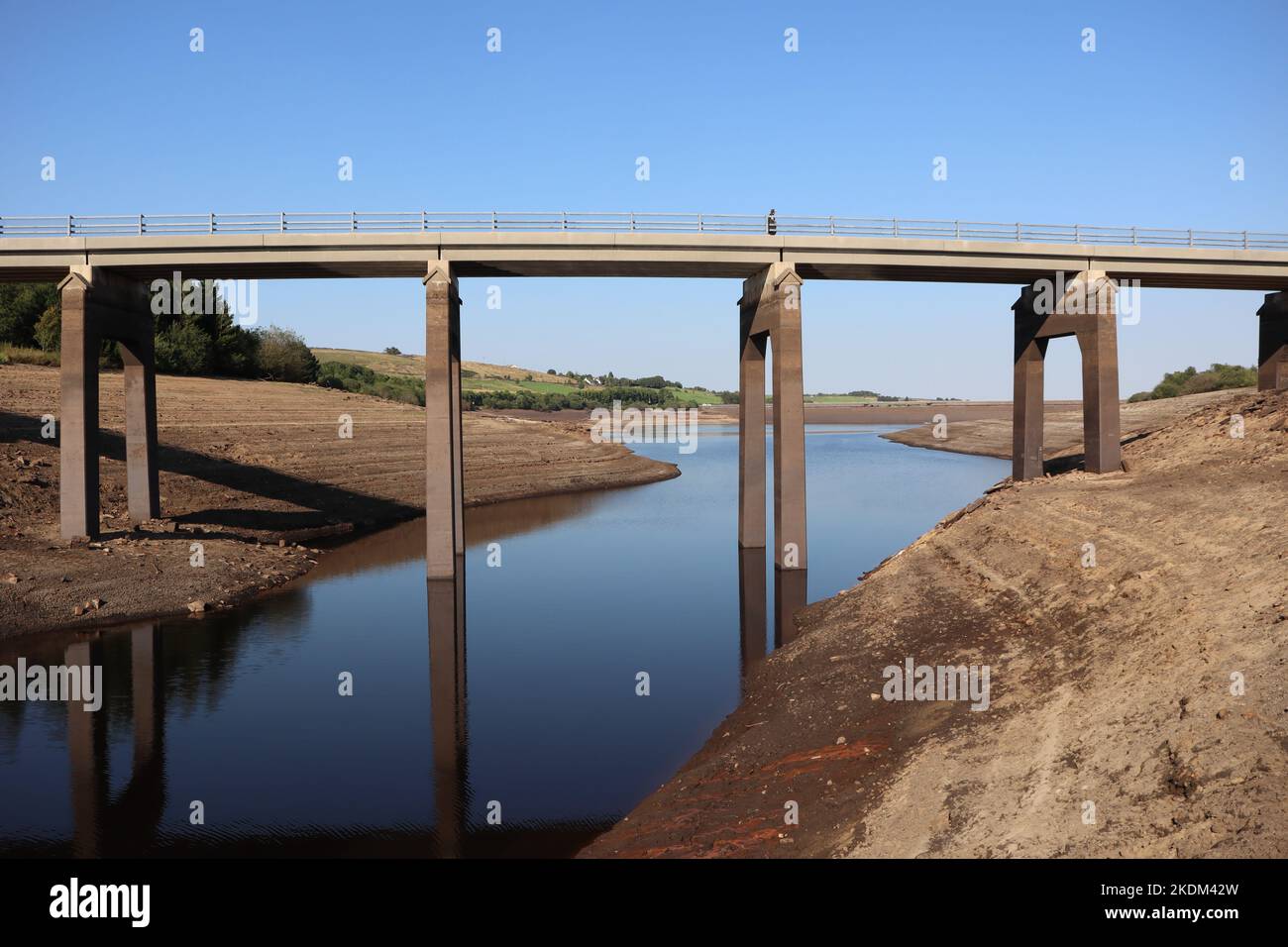 Baitings Reservoir/Dam - Drought Stock Photo - Alamy