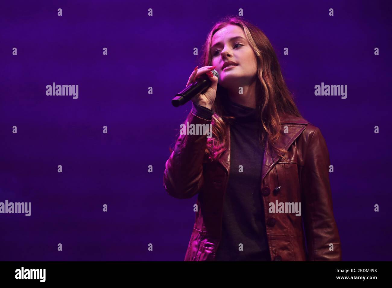 In the picture: Unknown singer on stage during the celebration. Earlier ...