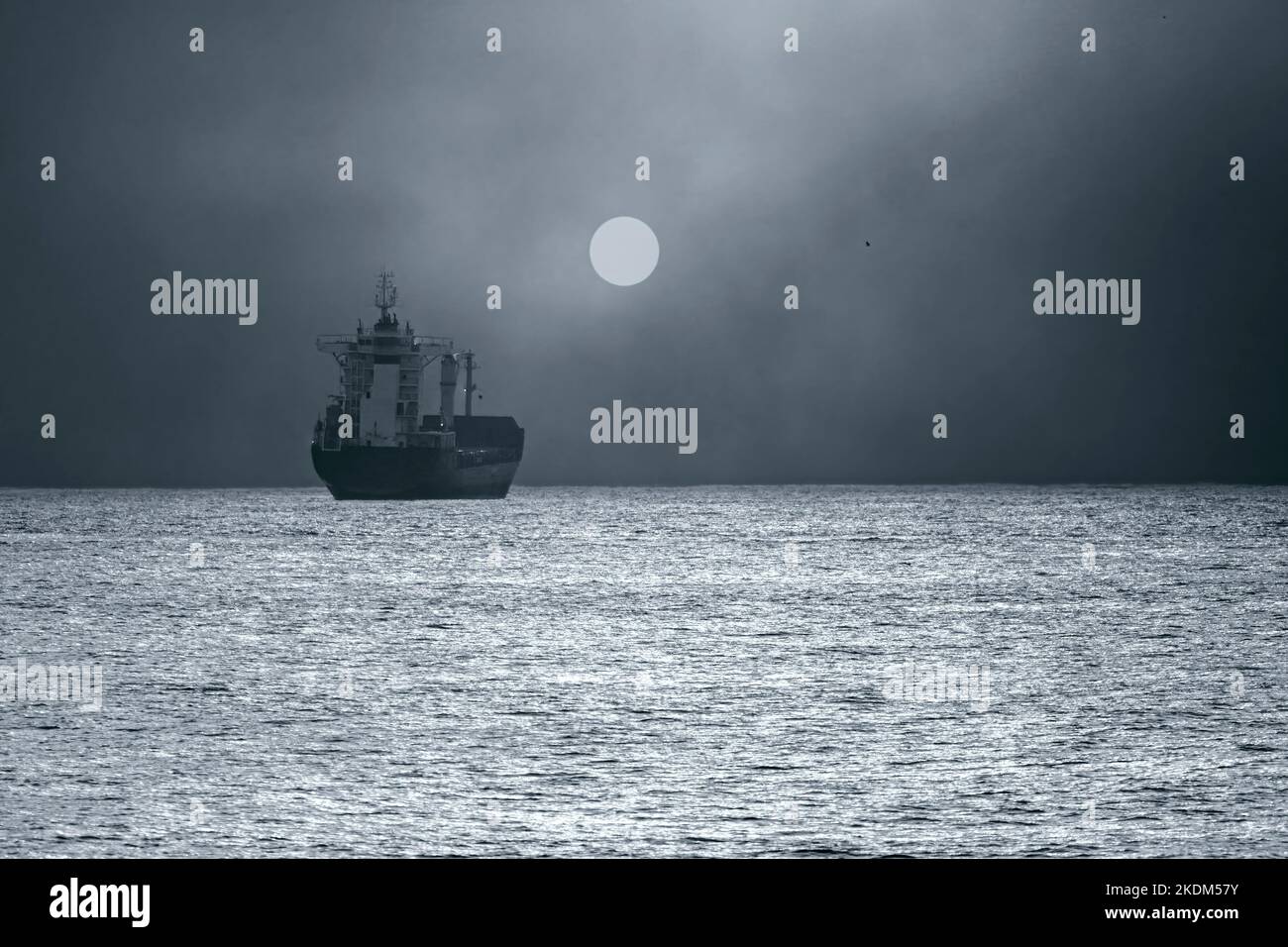 Ship and full moon hi-res stock photography and images - Alamy