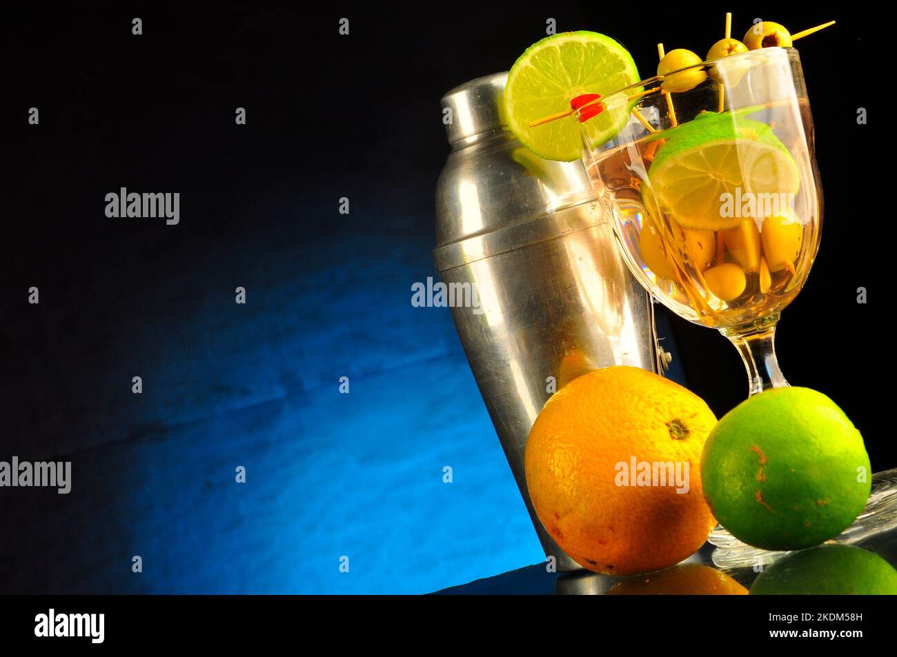 Coktail table hi-res stock photography and images - Alamy