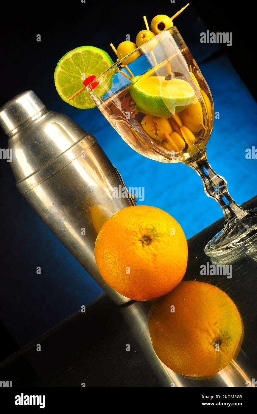 Coktail table hi-res stock photography and images - Alamy