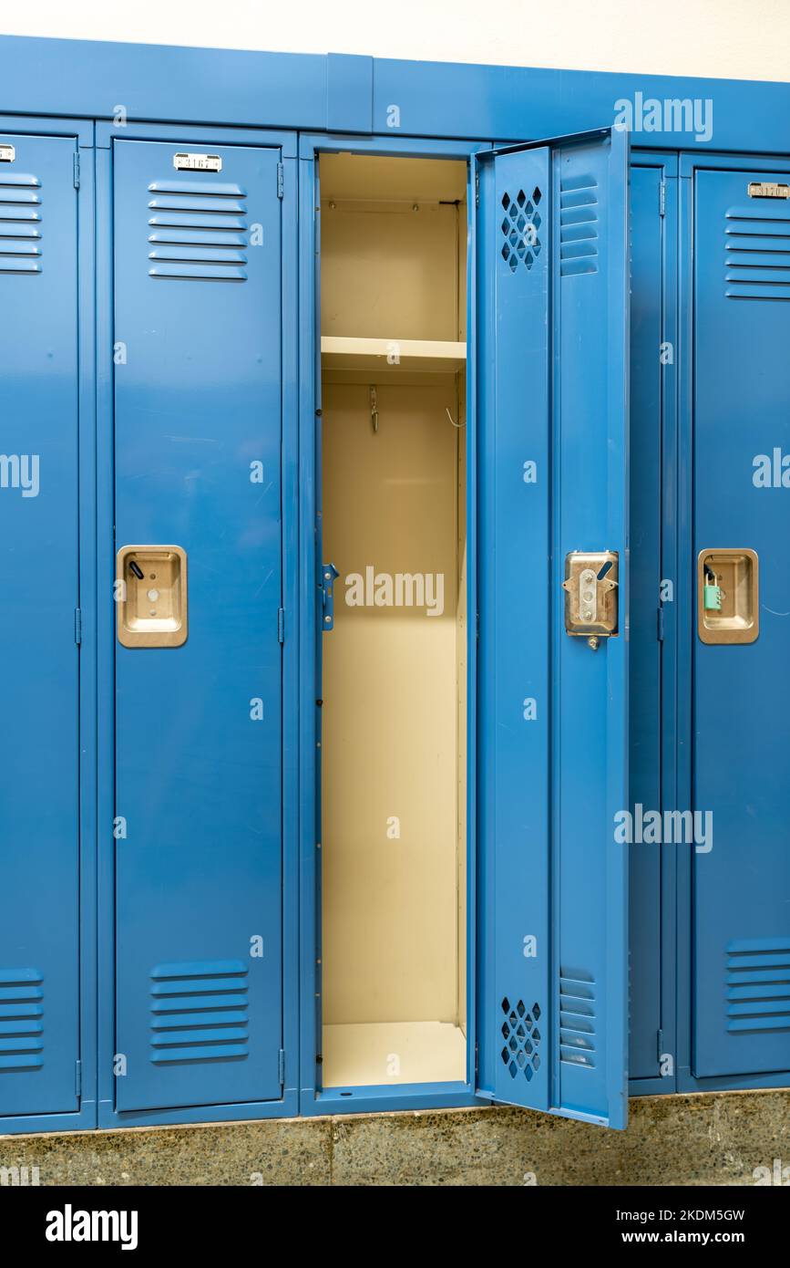 Organized Open School Locker How To Organize Your School Locker ...