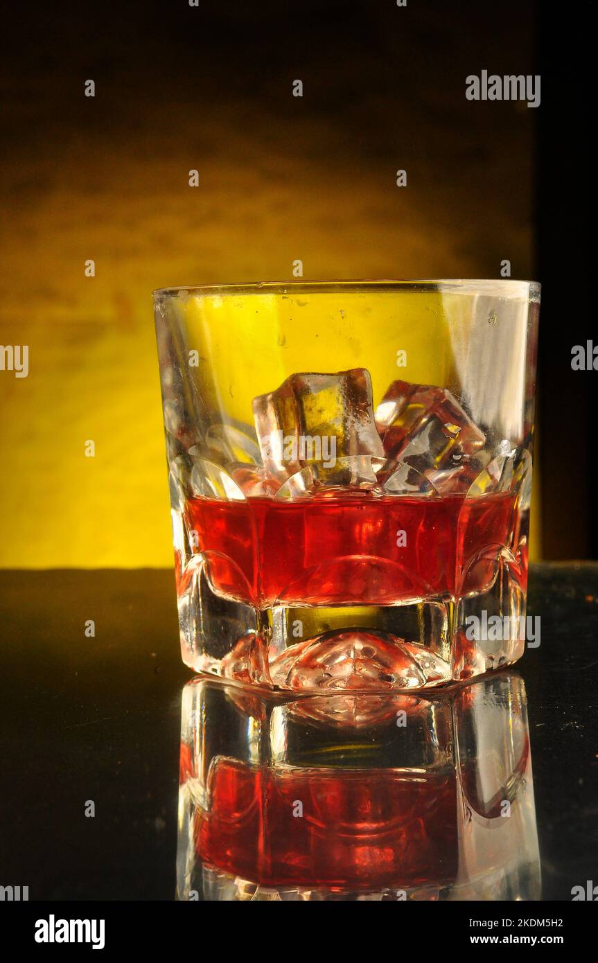 Whiskey glass still life hi-res stock photography and images - Alamy
