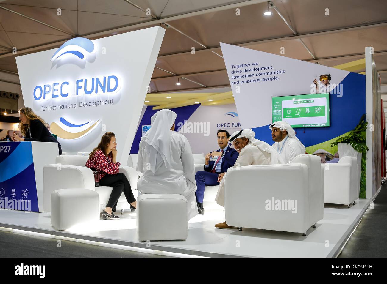 Opec fund pavilion hi-res stock photography and images - Alamy