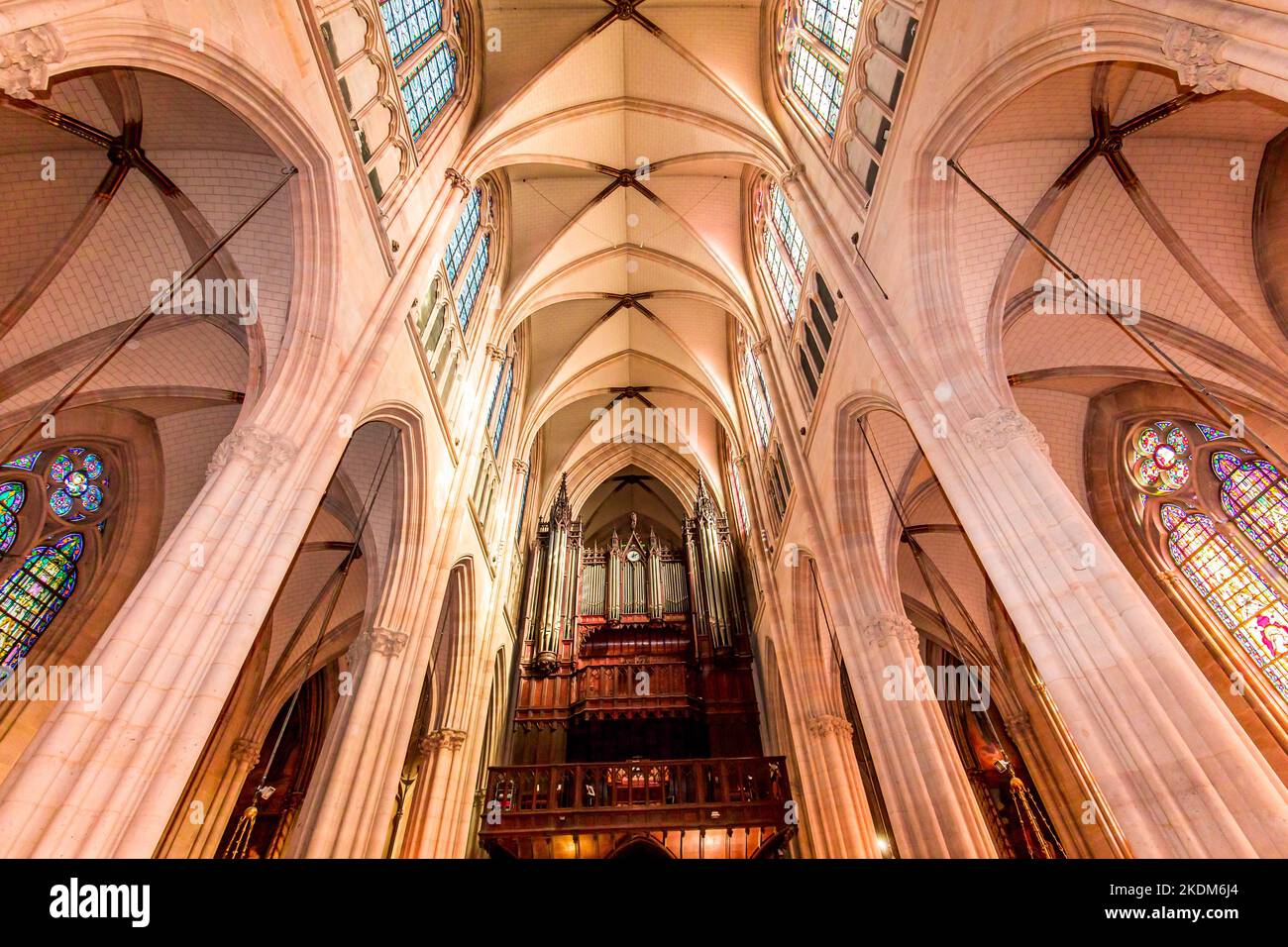 PARIS, FRANCE, OCTOBER 06, 2022 : interiors architectural details of ...