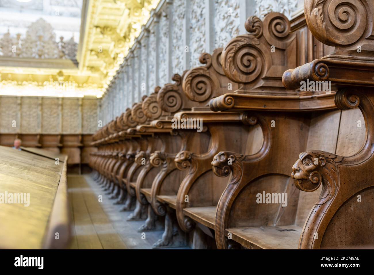 Carved wooden gothic choir stalls hi-res stock photography and images ...