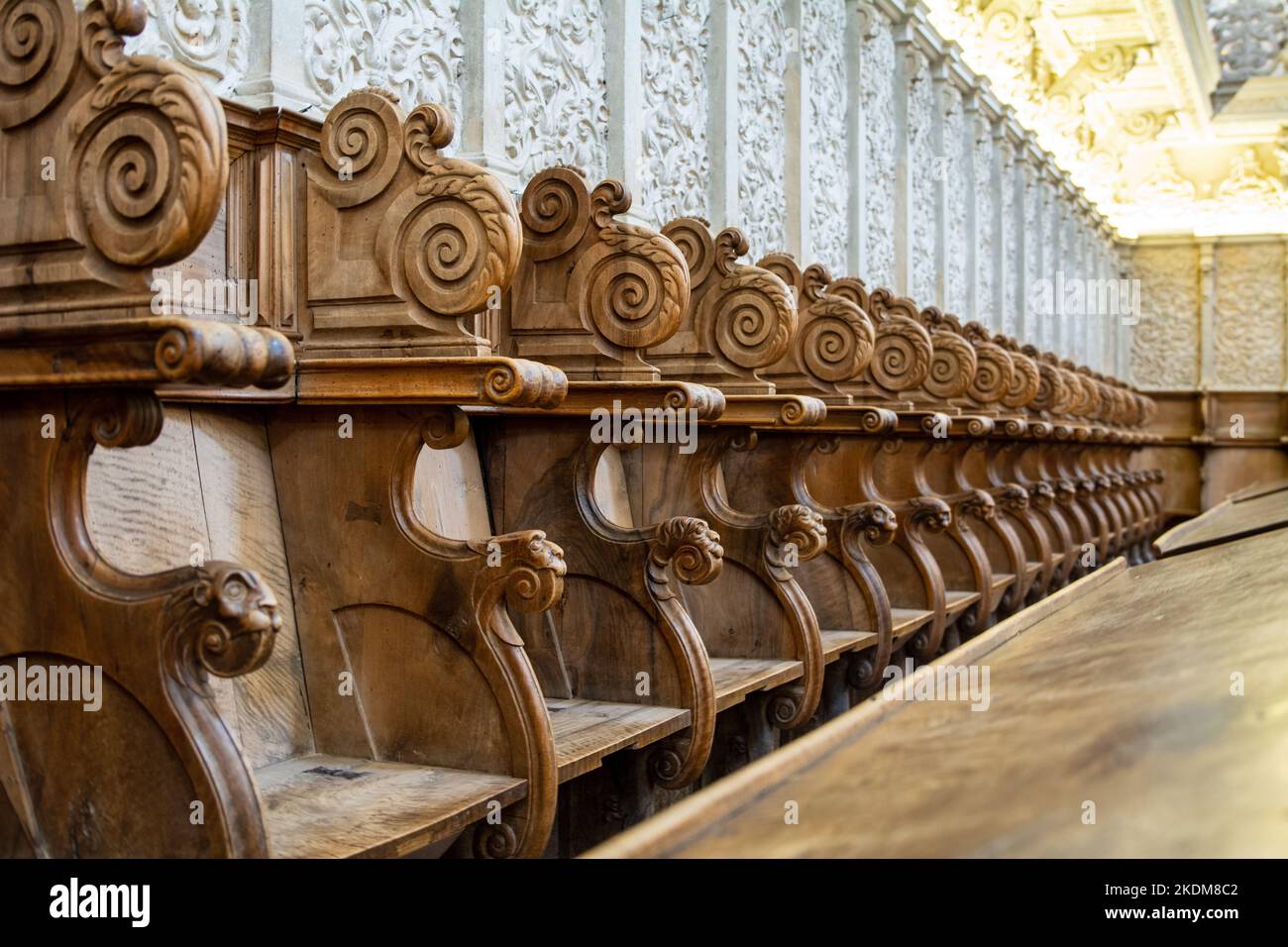 Carved wooden gothic choir stalls hi-res stock photography and images ...
