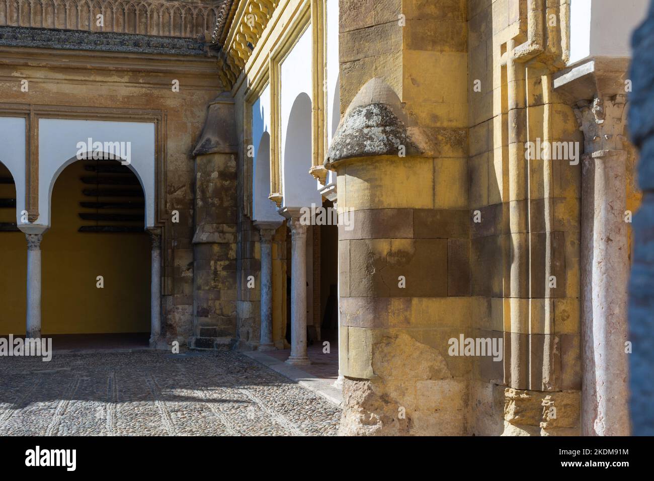Medieval columns on a historic building surrounding a courtyard Stock ...