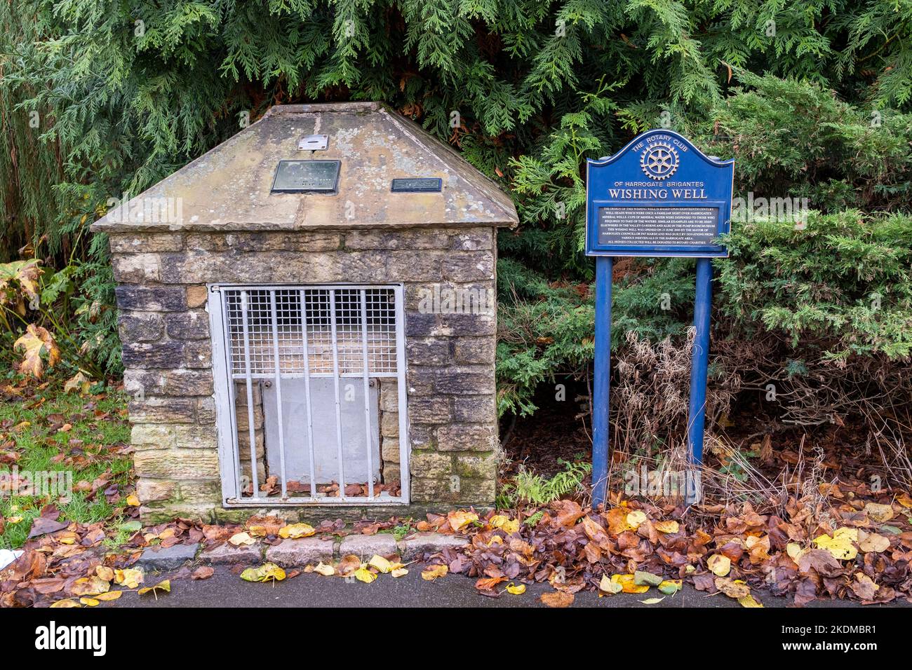 Wishing Well at Harrogate Valley Gardens, North Yorkshire, UK Stock ...