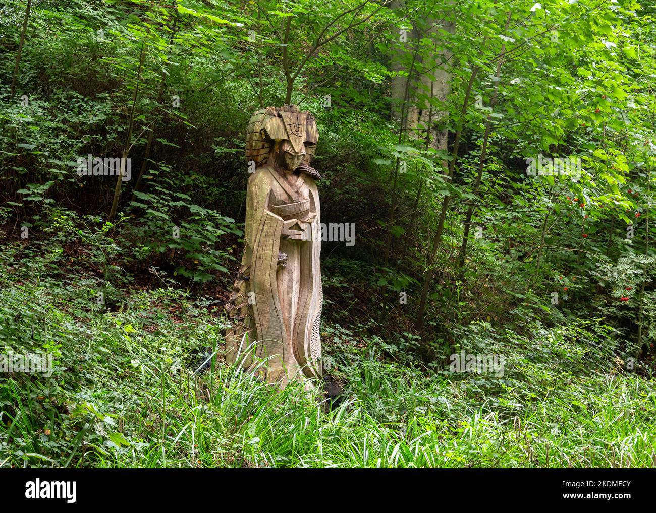 Scarborough, UK: Japanese sculpture carved from a tree trunk in ...