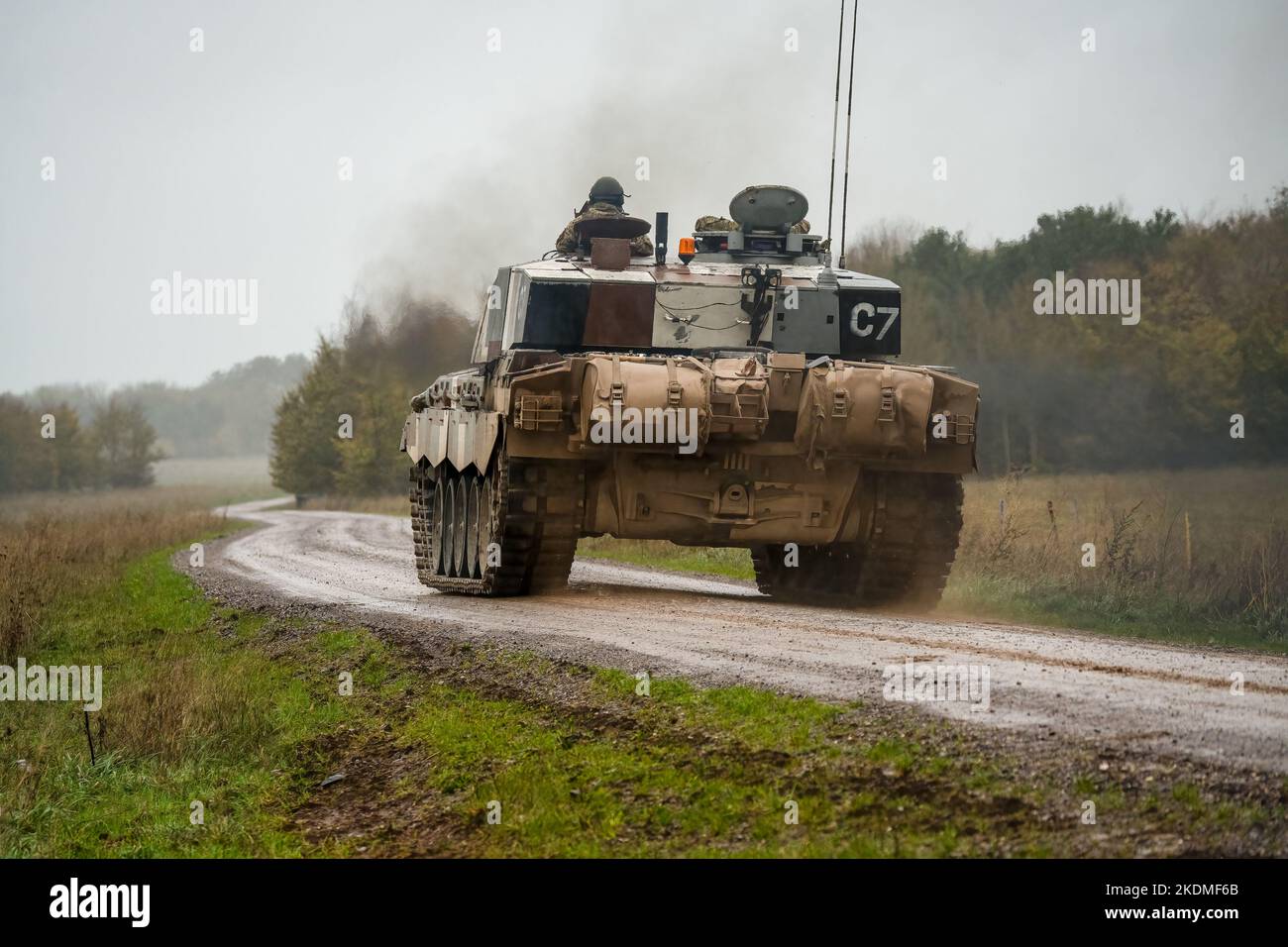 Action shot of a British army Challenger 2 FV4034 Main Battle Tank on a ...