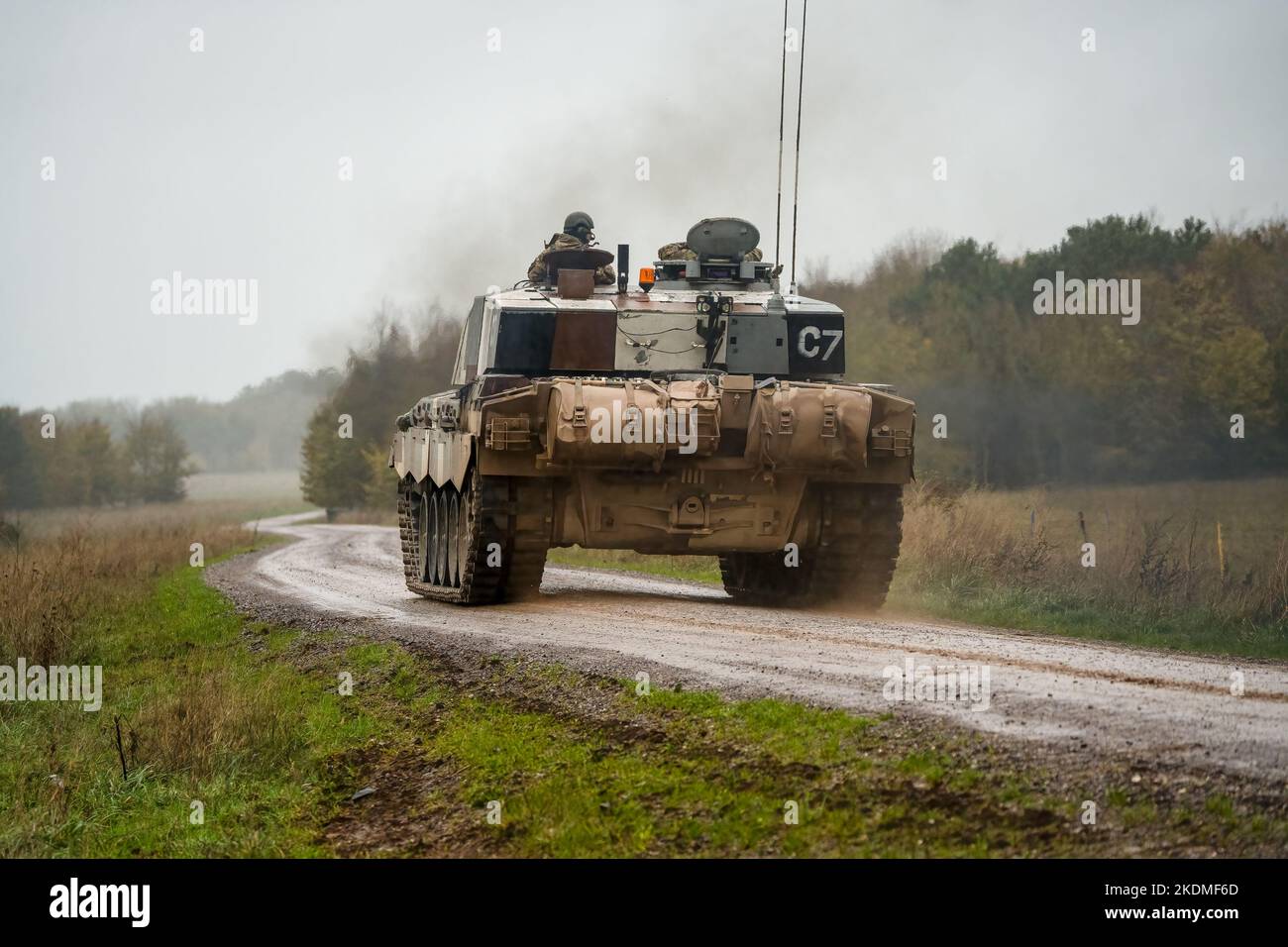 Action shot of a British army Challenger 2 FV4034 Main Battle Tank on a ...