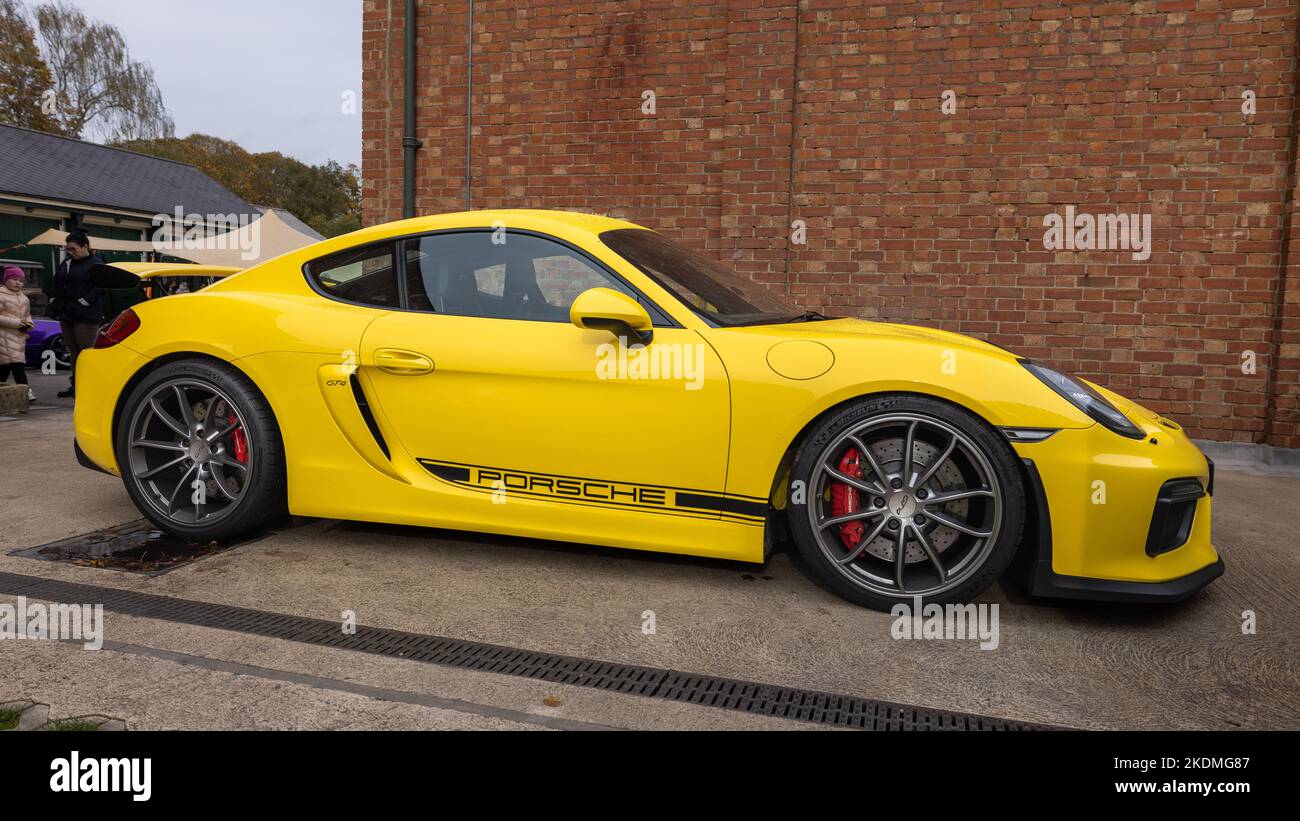 2015 Porsche Cayman GT4 ‘FN65 XPA’ on display at the Scary Cars ...