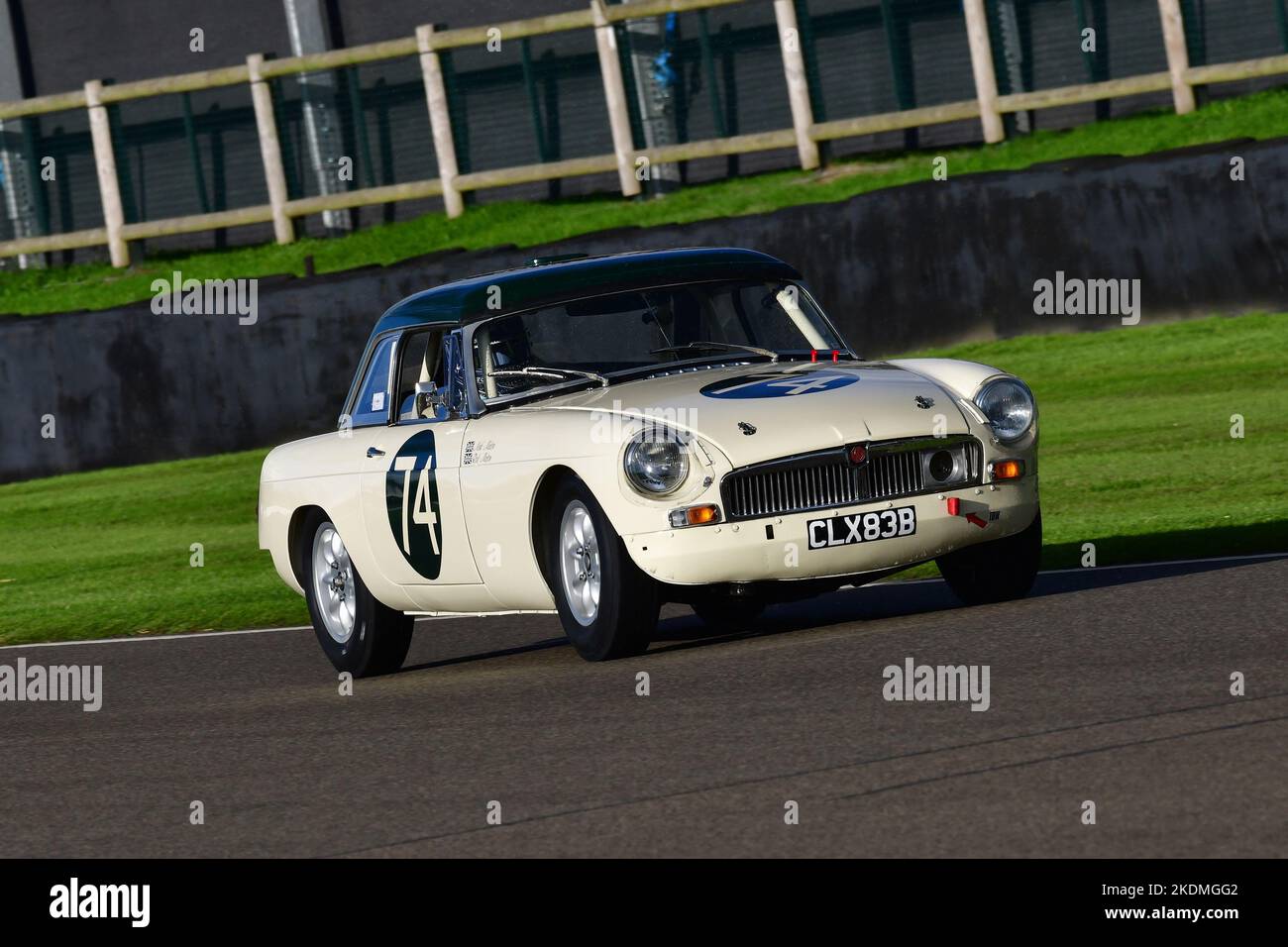 Nick Maton, MG B, Lavant Cup, a twenty five minute single driver race ...
