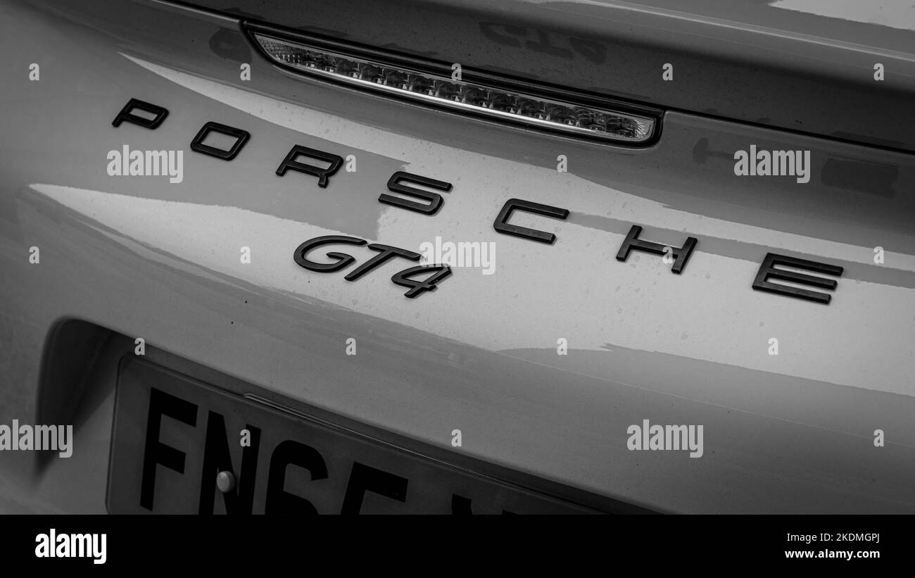 2015 Porsche Cayman GT4 ‘FN65 XPA’ on display at the Scary Cars ...