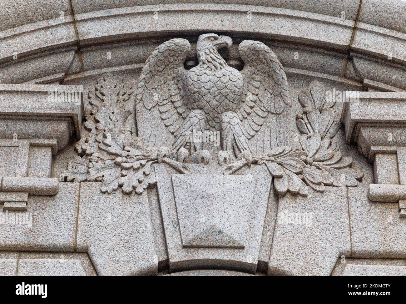 Facade detail: Federal Reserve Bank of Cleveland is a downtown landmark ...