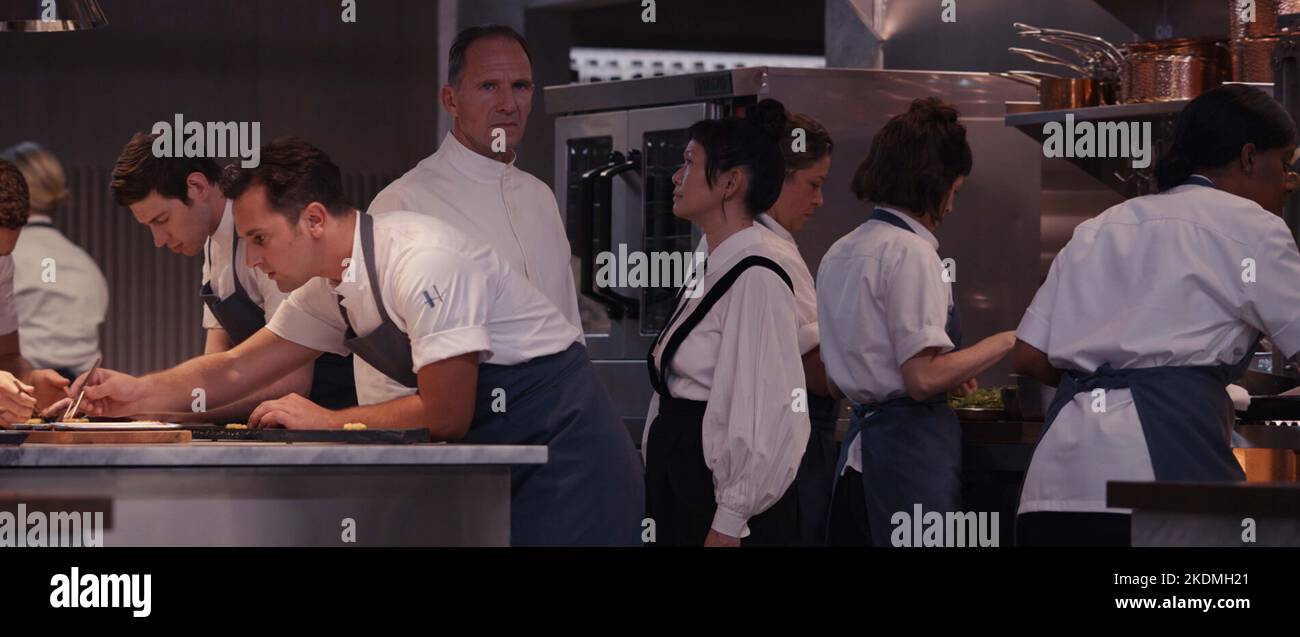 THE MENU (2022) RALPH FIENNES HONG CHAU MARK MYLOD (DIR) SEARCHLIGHT ...